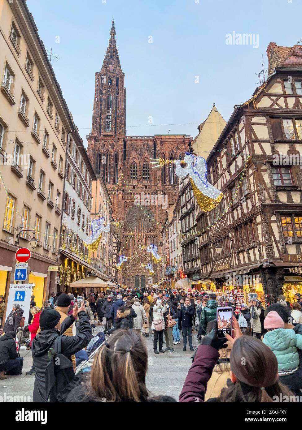 Photos of facades hi-res stock photography and images - Alamy