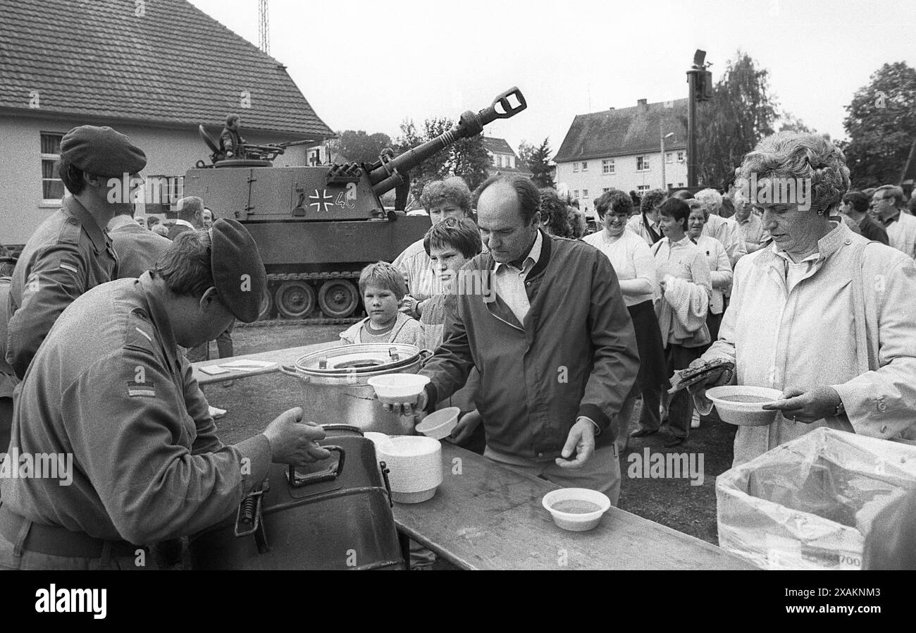 Promotion of the German Armed Forces to the public with food from the ...