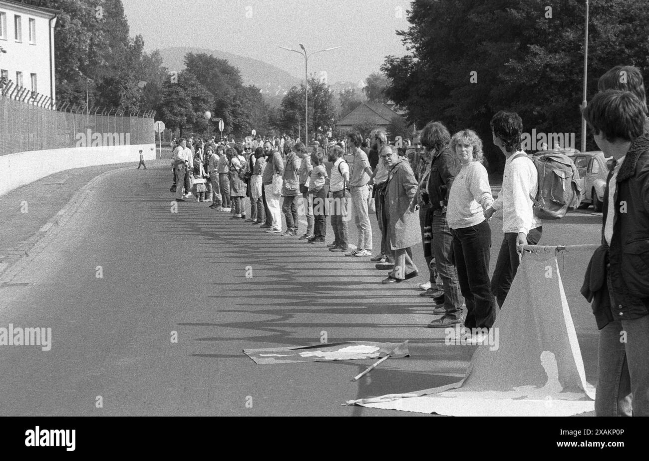 Surrounding of the 'Downs Barracks', people - net in the Fulda Gap on ...