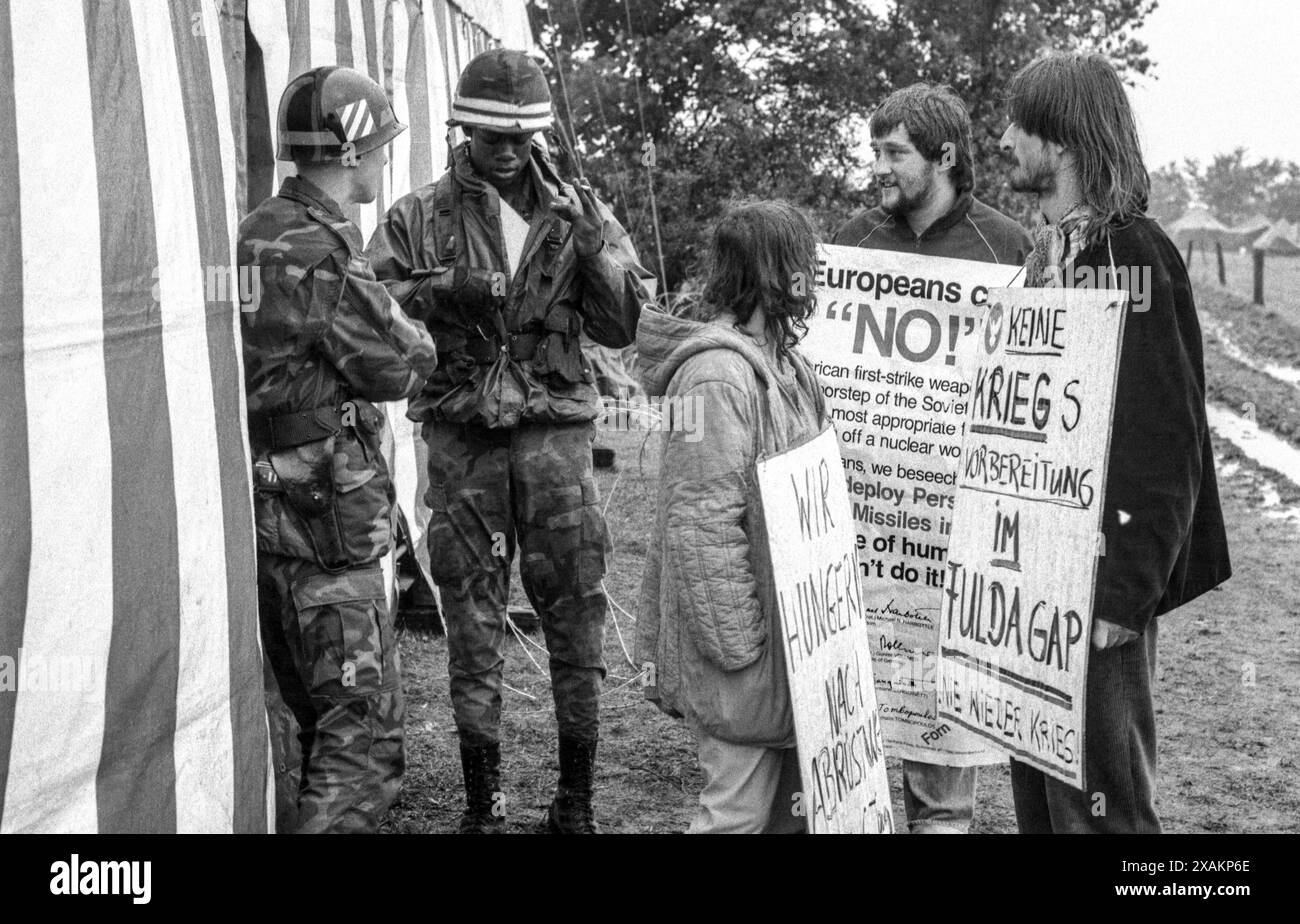 Command center military Black and White Stock Photos & Images - Alamy