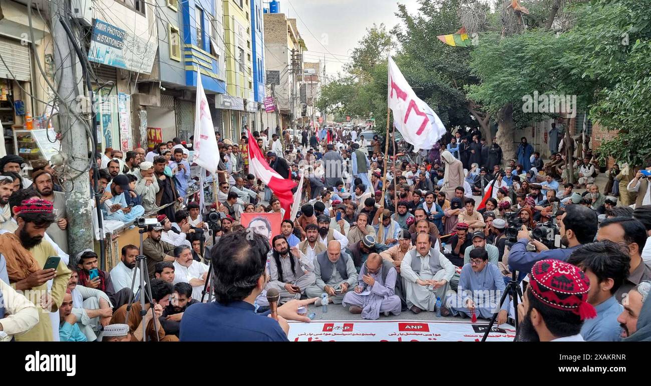Activists of Pashtun Tahafuz Movement (PTM) are holding protest ...