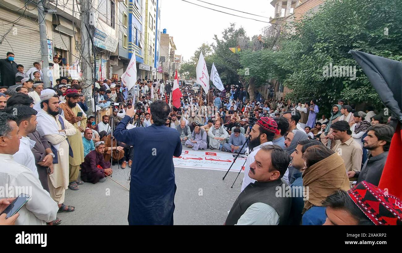 Pashtun demonstration pakistan hi-res stock photography and images - Alamy