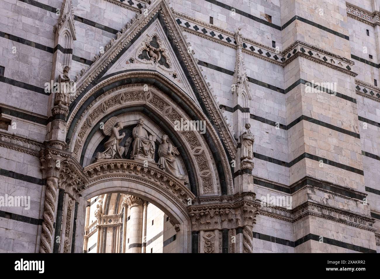 Portal decoration of the aisle enlarged transept of the Siena cathedral ...