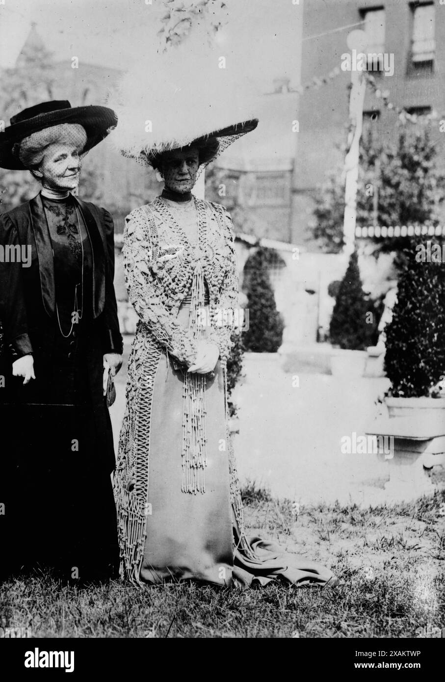 Mrs. J.C. Bishop, between c1910 and c1915 Stock Photo - Alamy