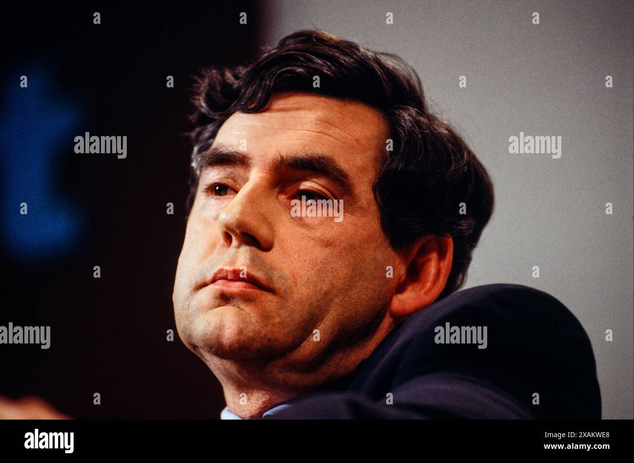 Gordon Brown addressing the media at a Labour Party press conference ...