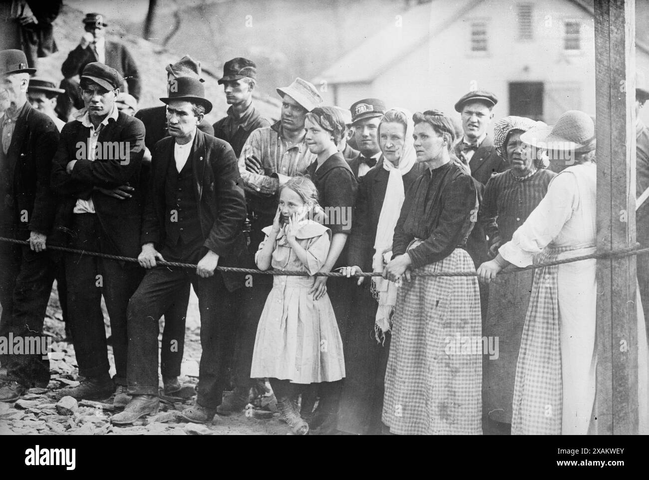 Finleyville - at mouth of mine, 1913. Shows people at the Cincinnati ...