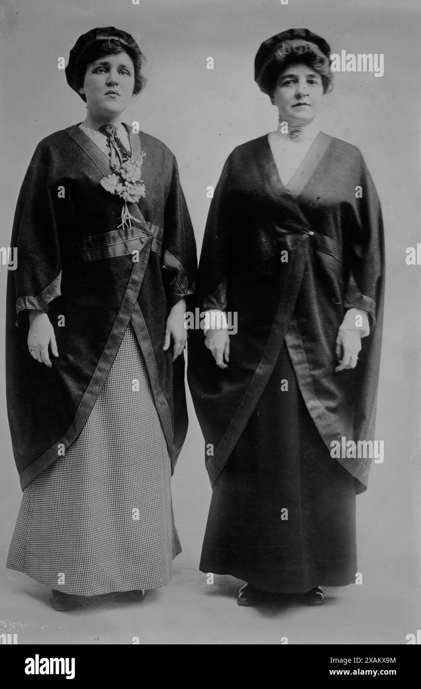 Mrs. Owens and Mrs. C.G. Moore, 1913. Shows Mrs. G.T. Owens and Mrs ...
