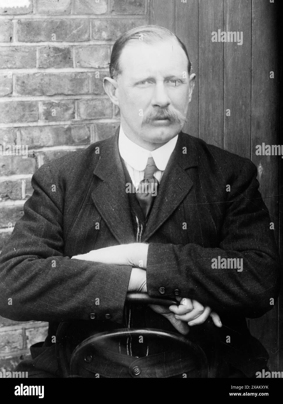 Tom george rowing hi-res stock photography and images - Alamy