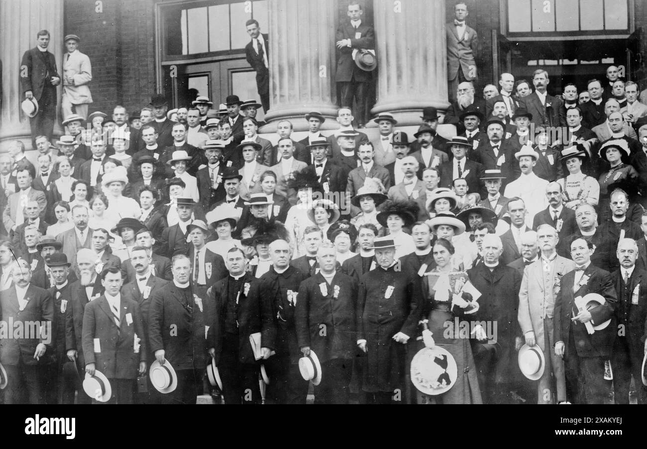 Delegates to Catholic conference, Milwaukee, 1913. Shows Cardinal James ...