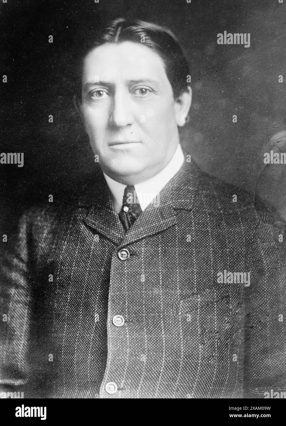 E.E. Loomis, between c1910 and c1915. Shows Edward Eugene Loomis (1864 ...