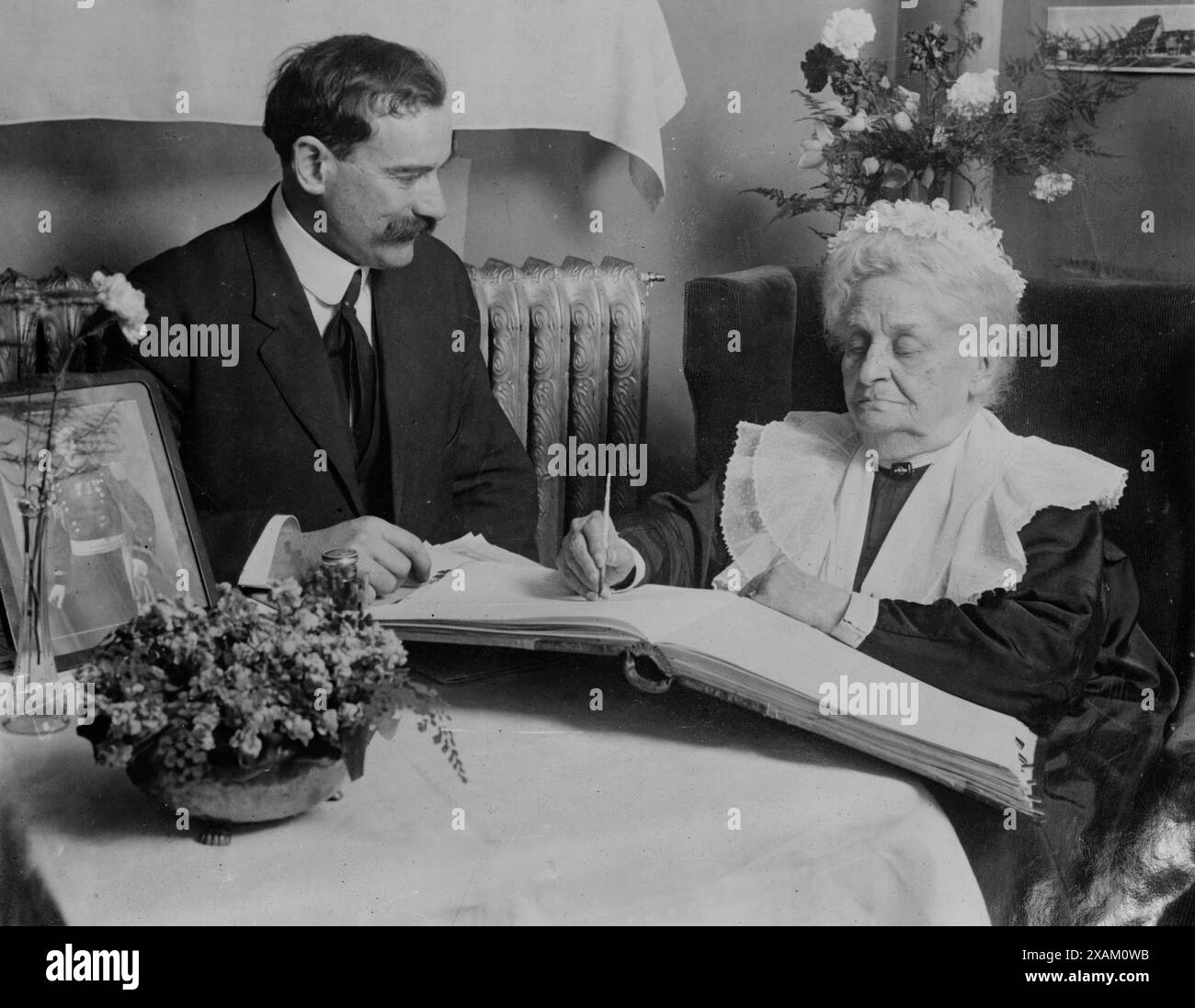 Table shown Black and White Stock Photos & Images - Alamy