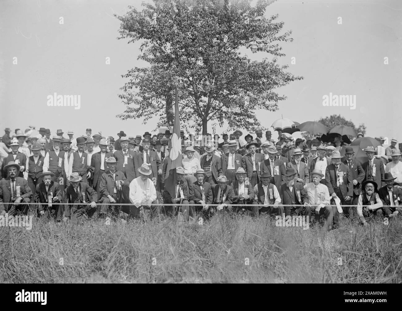 Union Volunteers [i.e., 72nd Pennsylvania Infantry] at Bloody Angle ...