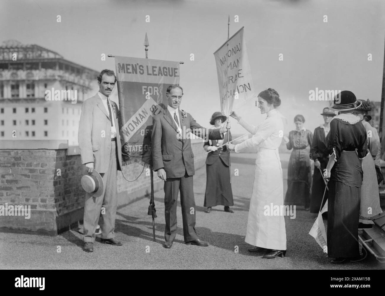 Robert cameron Black and White Stock Photos & Images - Alamy