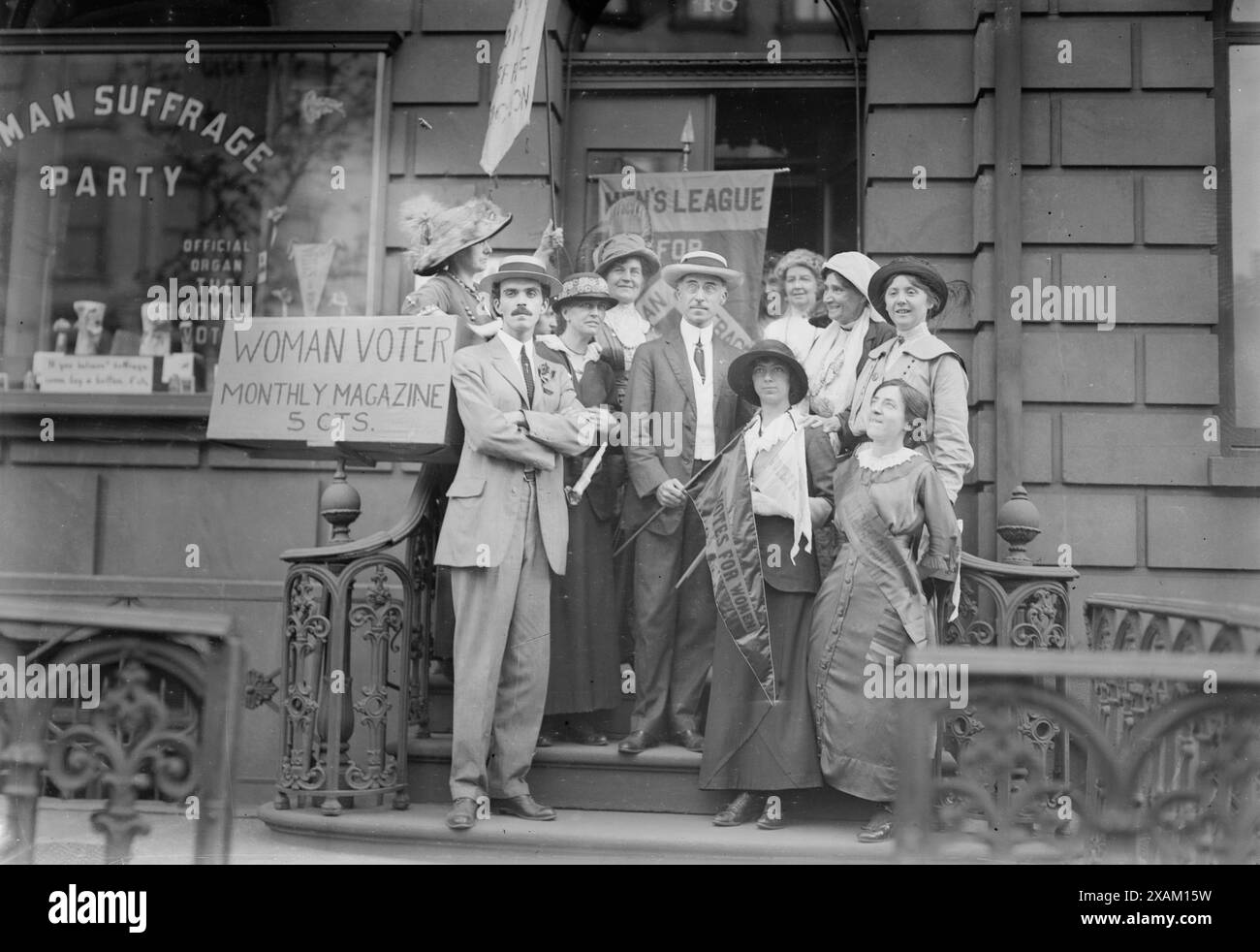 Womans suffrage manhattan hi-res stock photography and images - Alamy