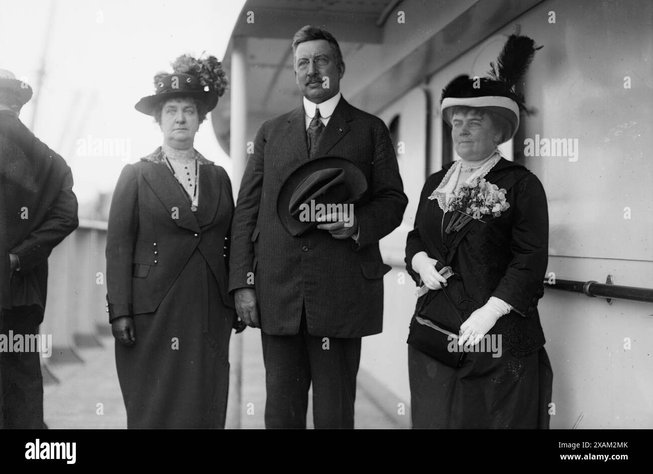 Mrs. R.A.C. Smith, Mr. R.A.C.Smith, and Mrs. J.F. Day, between c1910 ...