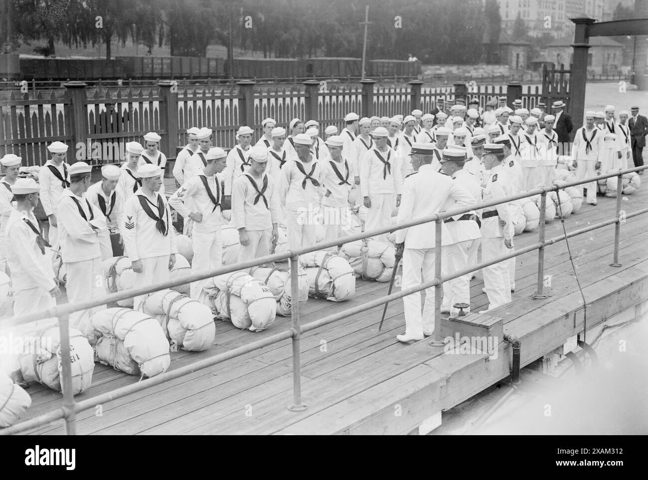 Us naval activities hi-res stock photography and images - Alamy