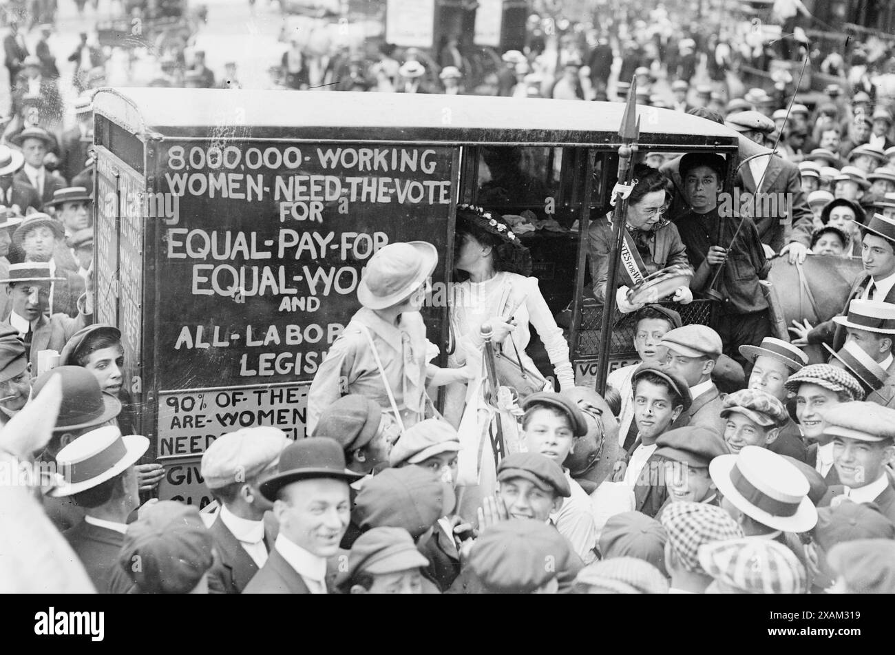 Male suffragette Black and White Stock Photos & Images - Alamy