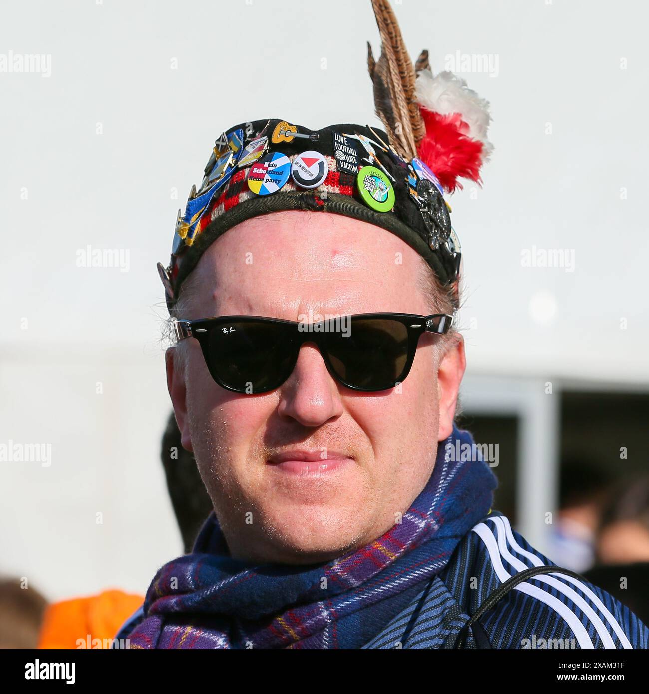 Glasgow, UK. 07th June, 2024. Scotland football fans arrive early to ...