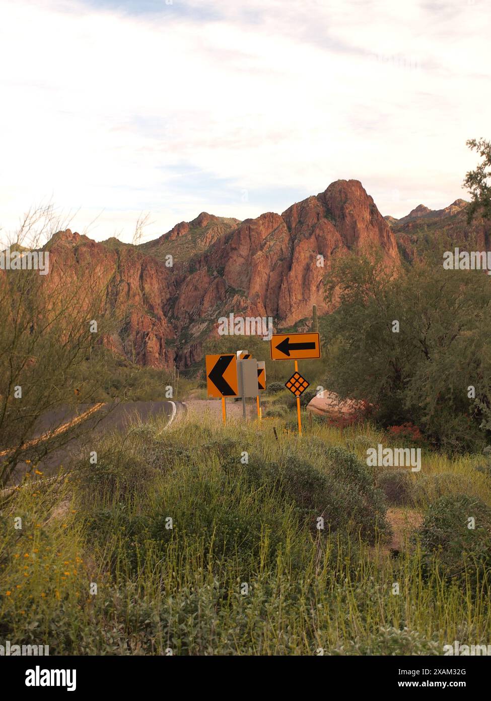 Arizona mountain vista and highway signs along a twisty road Stock ...