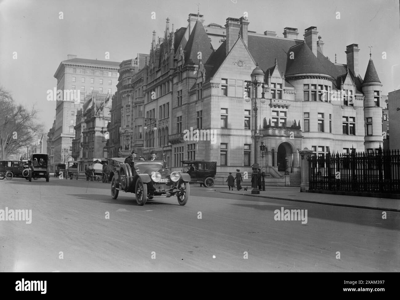 Brokaw House, 5th Ave., between c1910 and c1915. Shows Isaac Brokaw ...