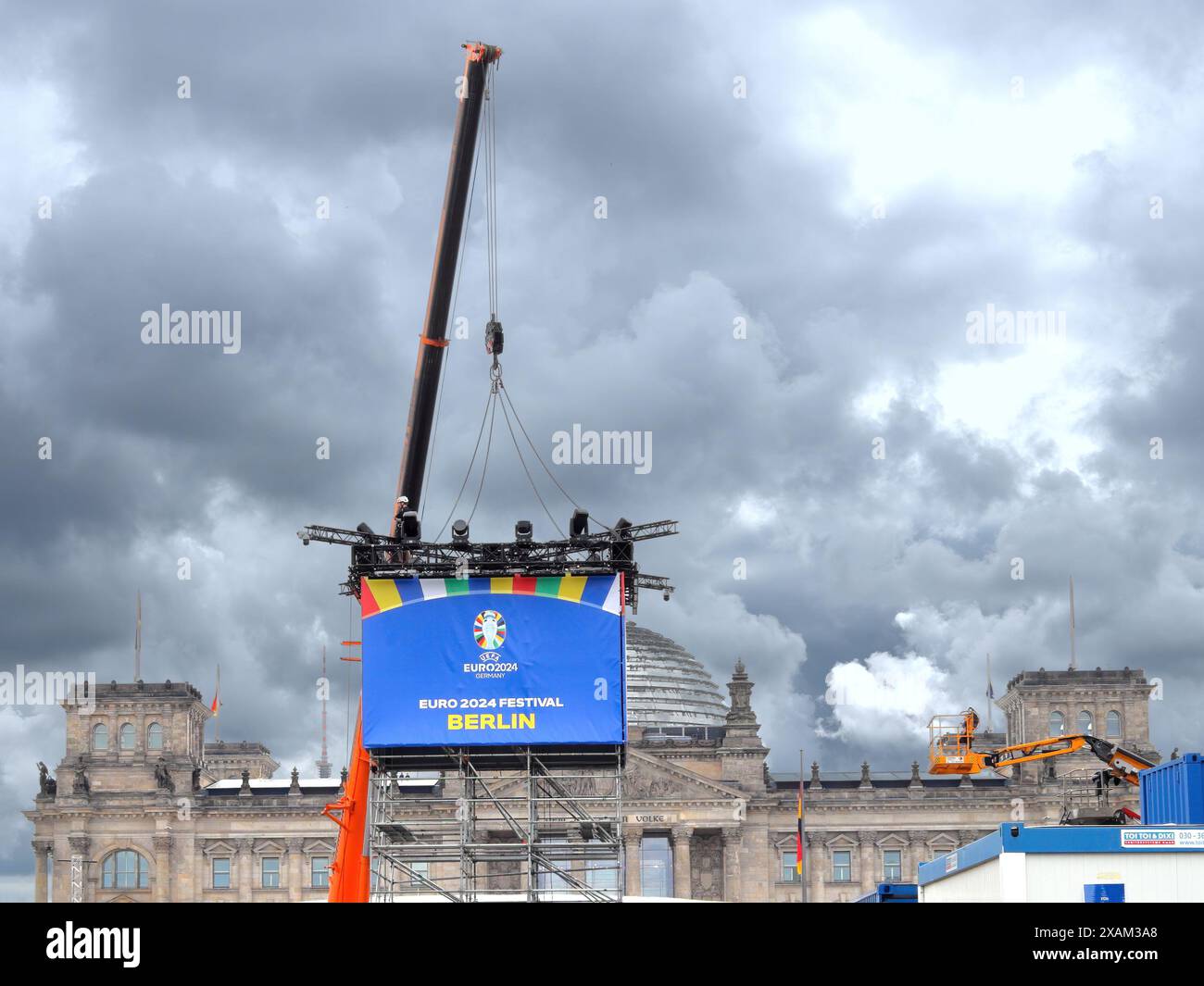 Preparations for UEFA EURO 2024 football festival in front of Reichstag ...