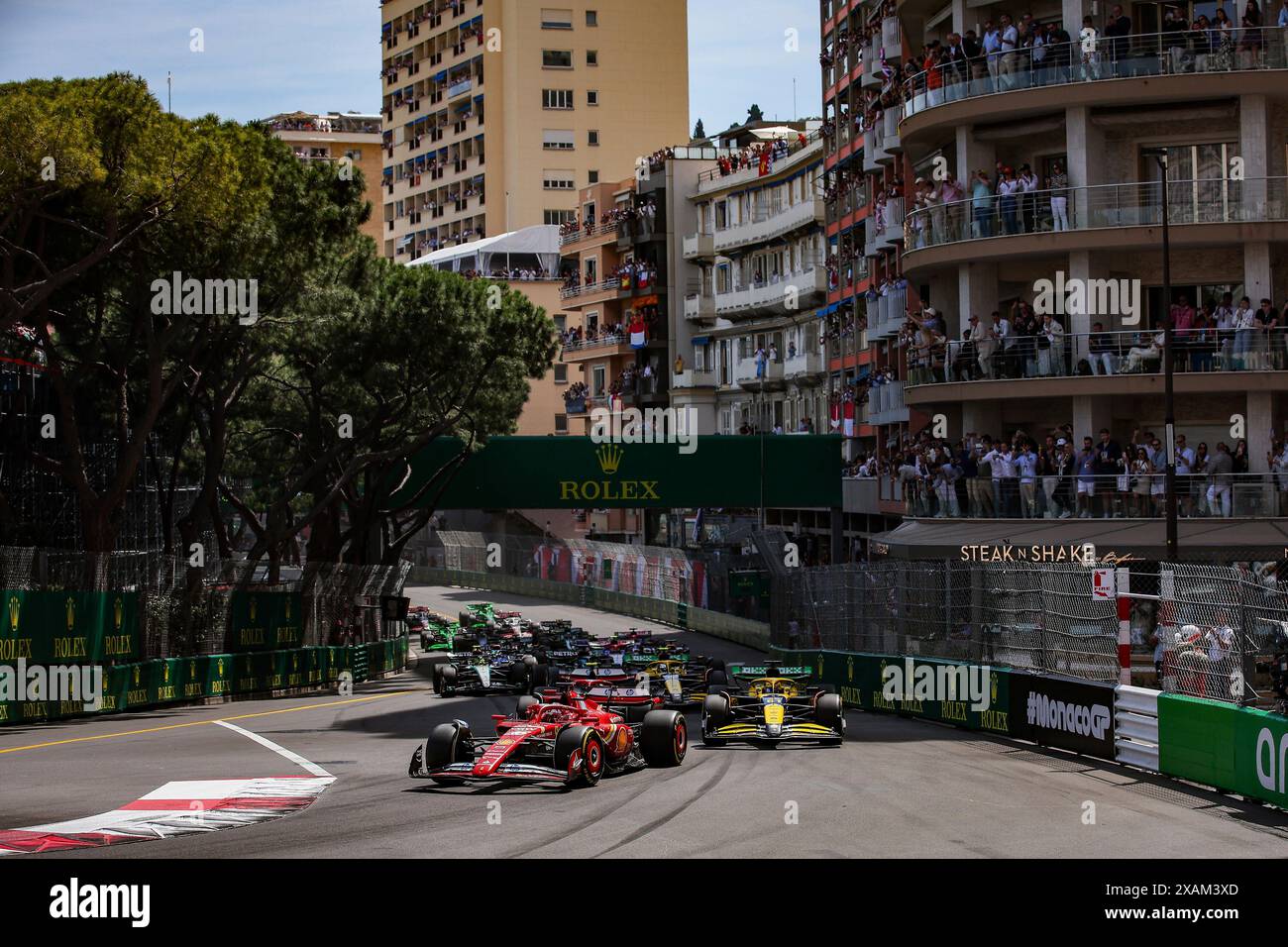 Monte-Carlo, Monaco. 26th May, 2024. Start, #16 Charles Leclerc (MCO, Scuderia Ferrari HP), #81 ...