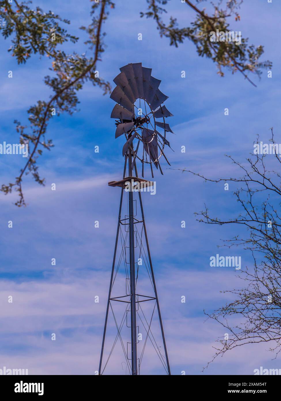 Broken mill well hi-res stock photography and images - Alamy