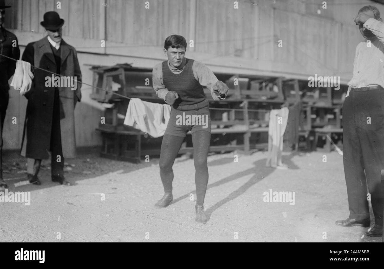 Boxer willie ritchie hi-res stock photography and images - Alamy