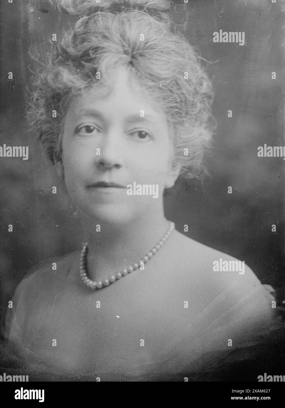 Ella anderson de wolfe hi-res stock photography and images - Alamy