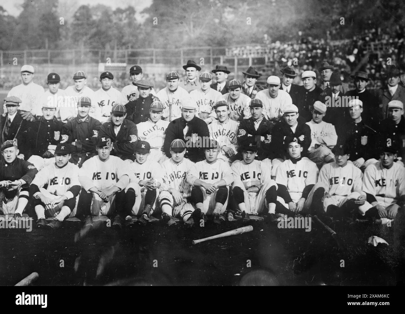 Keio university baseball team hi-res stock photography and images - Alamy