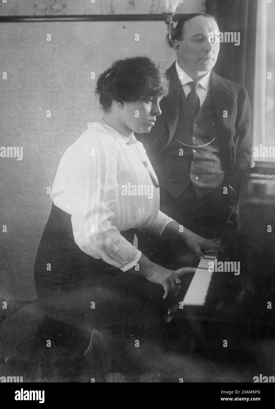 Maria Gay & Zenatello, between c1910 and c1915. Shows Catalan opera ...