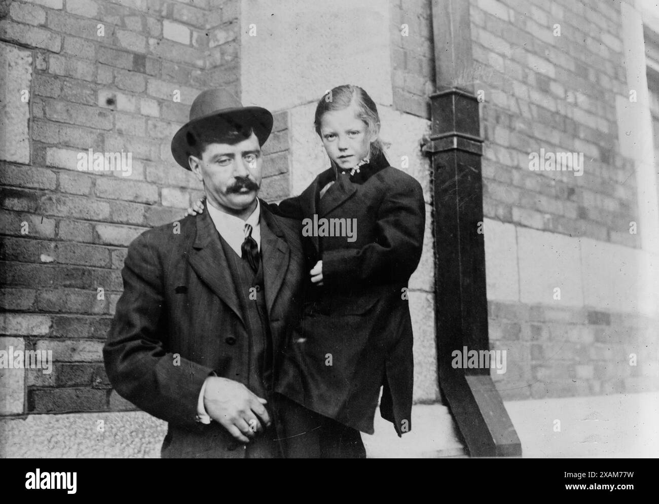 Robt. W. Crellin who rescued little girl, Florence L. Barbour, 1914 ...