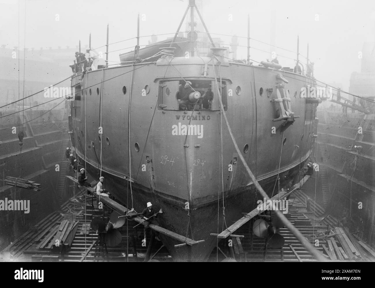 Uss wyoming hi-res stock photography and images - Alamy