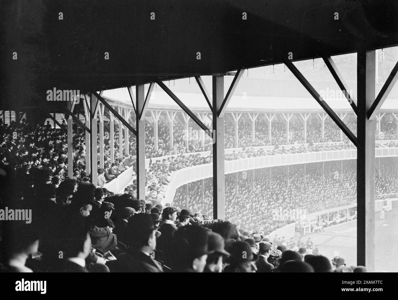 Game between Boston NL and New York NL at Polo Grounds (baseball), 1910 ...