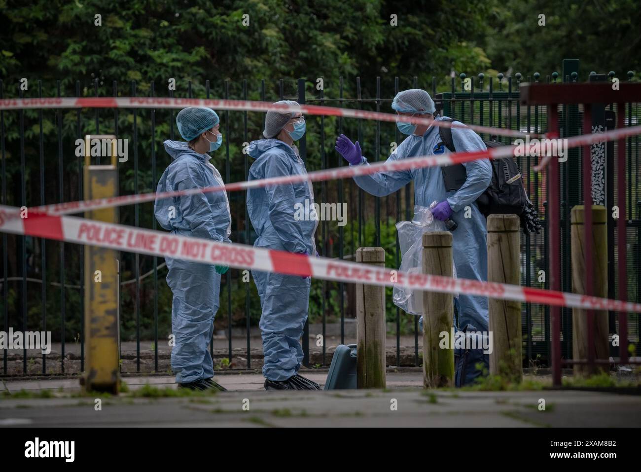 London, UK. 7th June 2024. Police and forensic teams remain at the ...