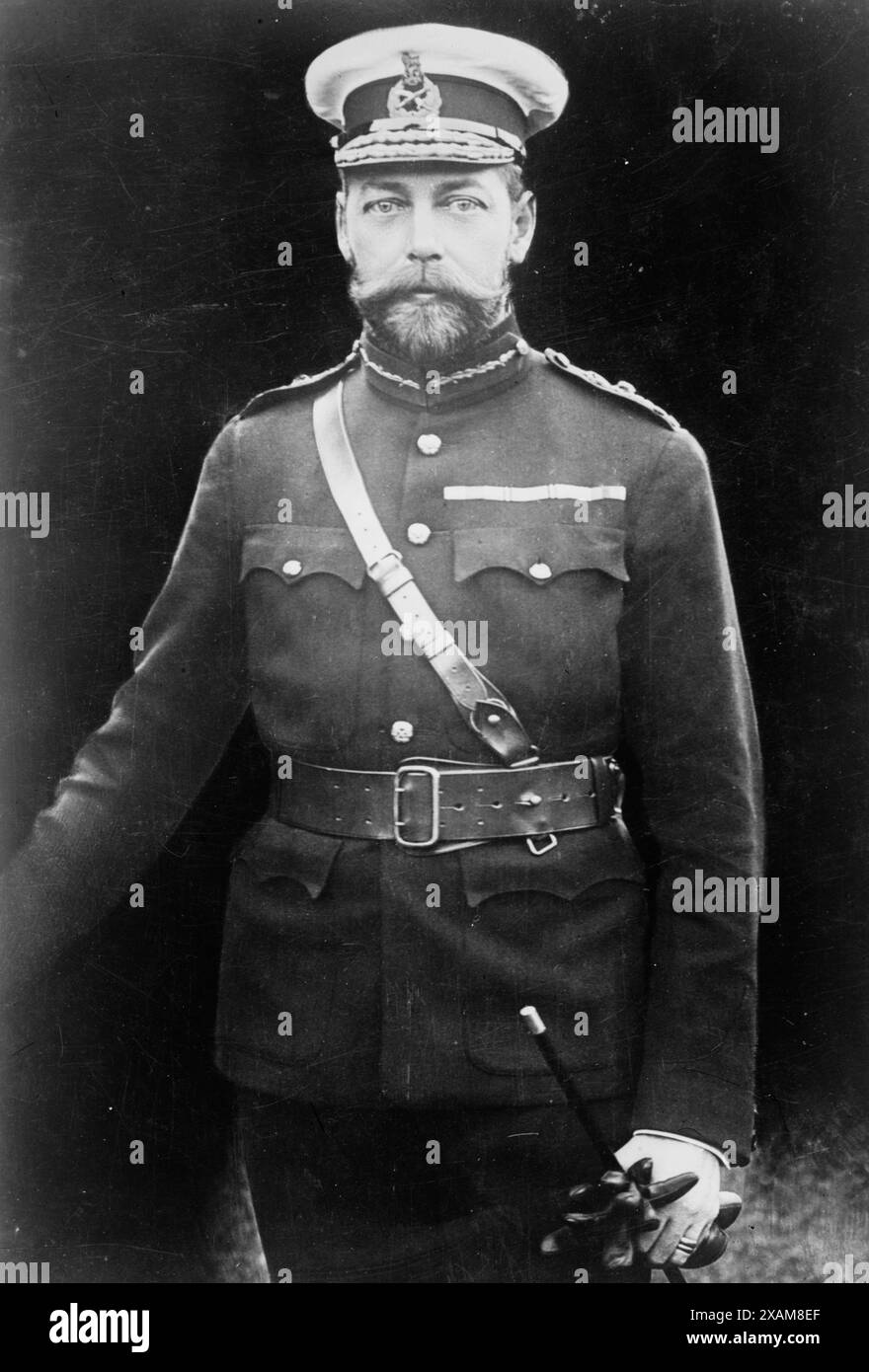 King george v portrait hat hi-res stock photography and images - Alamy