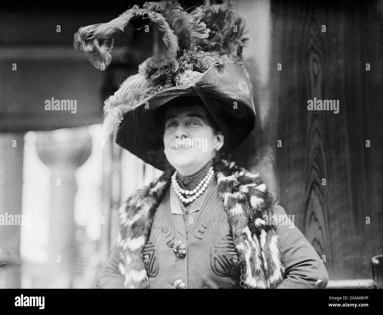 Mrs. A. Crocker Gourand [i.e., Gouraud], 1911. Shows American heiress ...