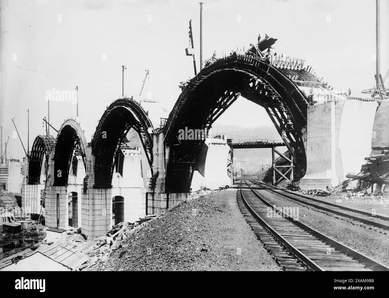 Railway viaduct usa train hi-res stock photography and images - Alamy