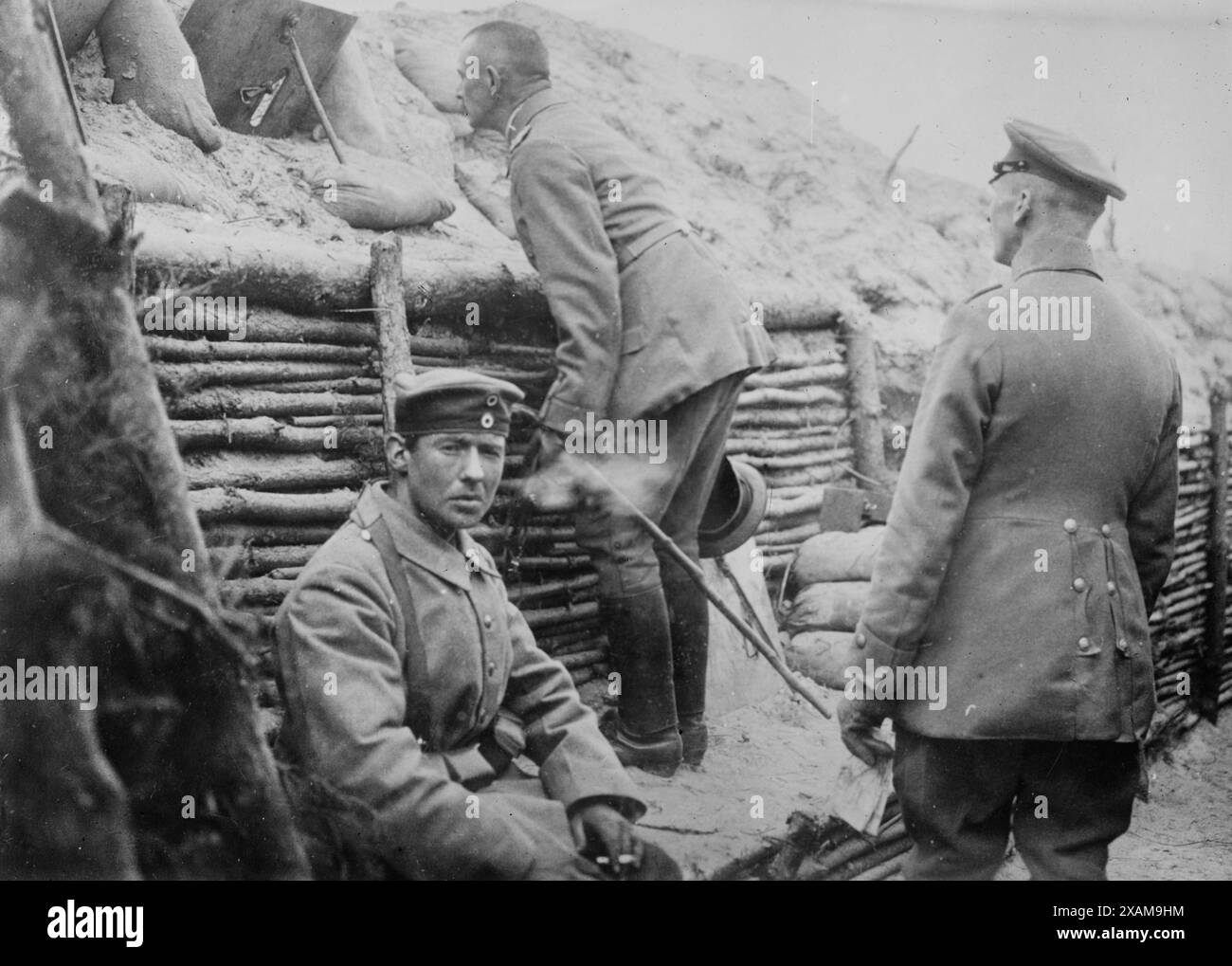 Historic observation art Black and White Stock Photos & Images - Alamy