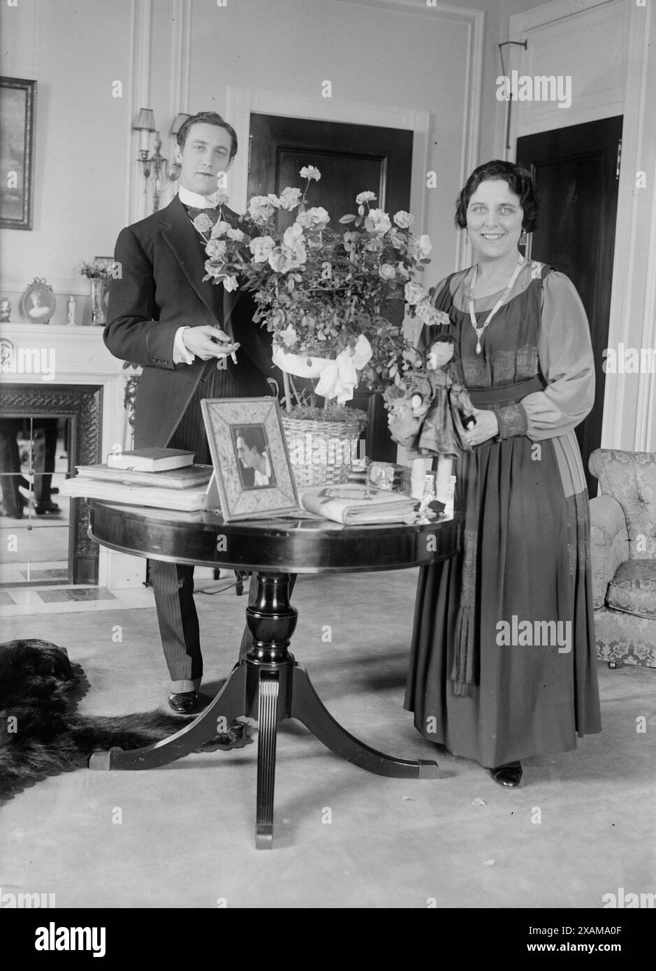 Lou Tellegen & Geraldine Farrar, between c1915 and c1920. Shows ...