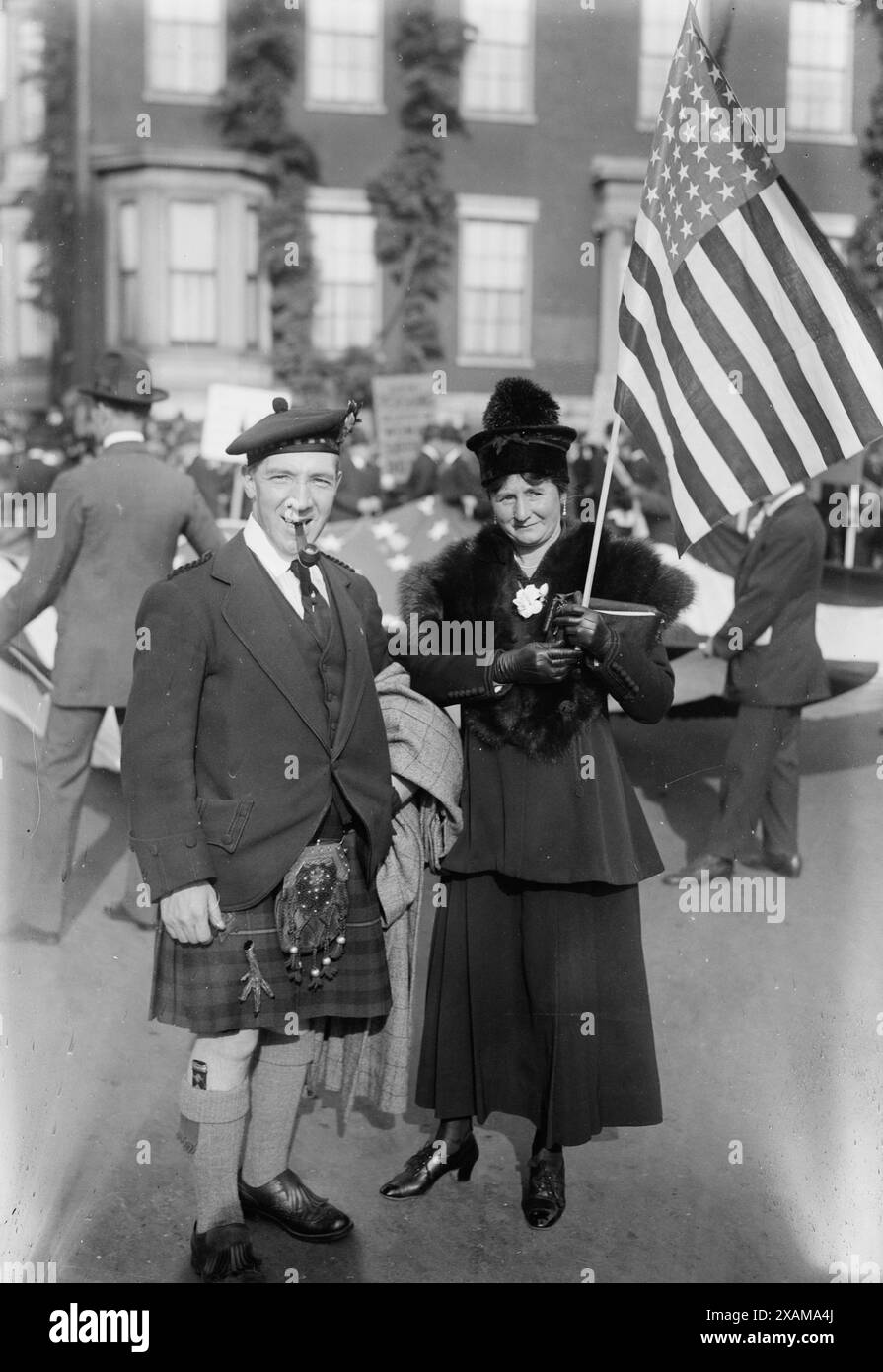 Harry Lauder & wife, between c1915 and c1920. Shows Scottish singer and ...