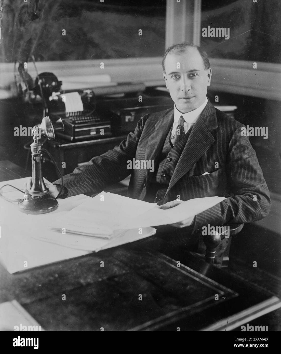 Lord weir hi-res stock photography and images - Alamy
