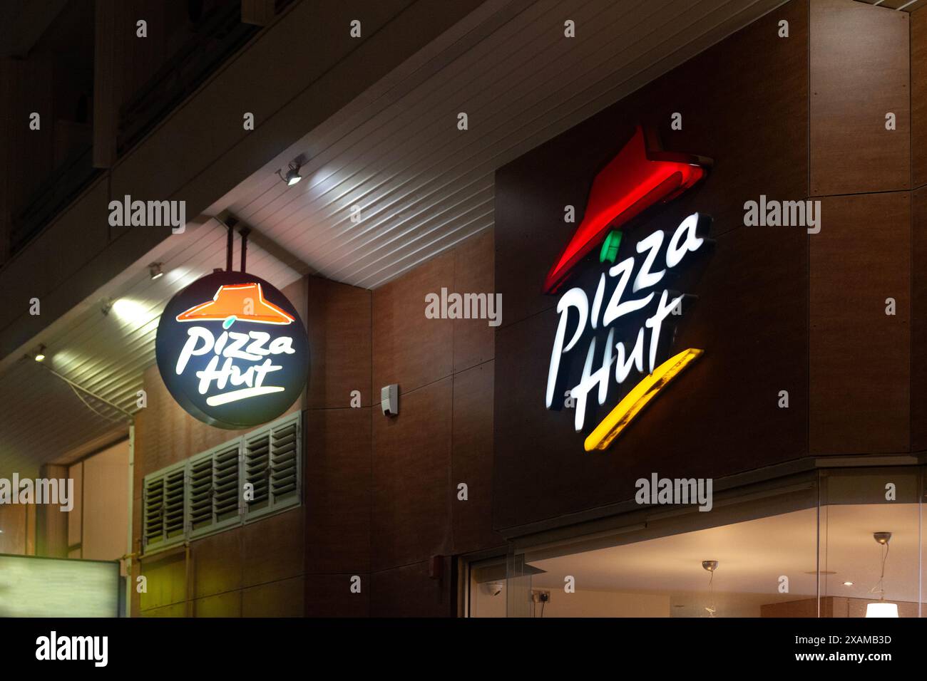 Pizza hut 2024 hi-res stock photography and images - Alamy