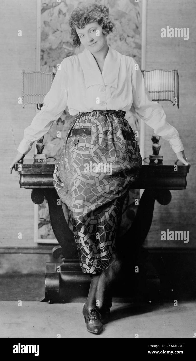Doris Kenyon, between c1915 and c1920. Shows American actress Doris ...