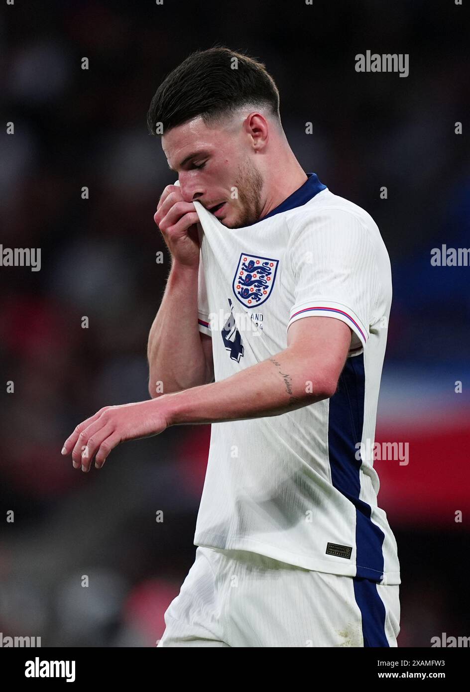 Declan rice reacts during hi-res stock photography and images - Alamy