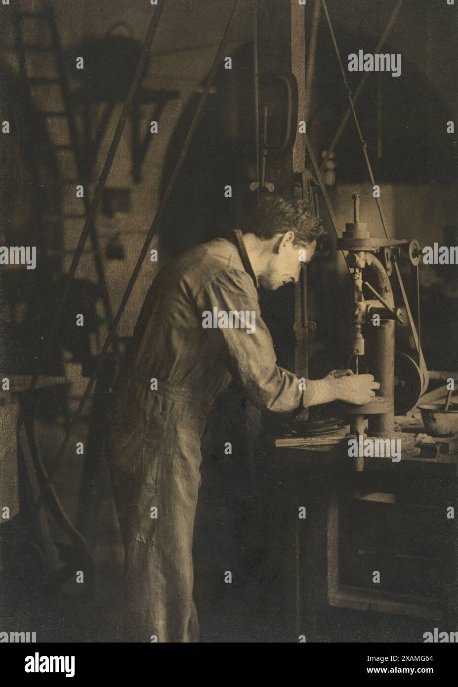 1920s industrial photo hi-res stock photography and images - Alamy