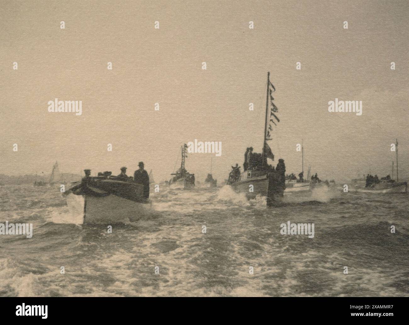 Speedboat fleet hi-res stock photography and images - Alamy