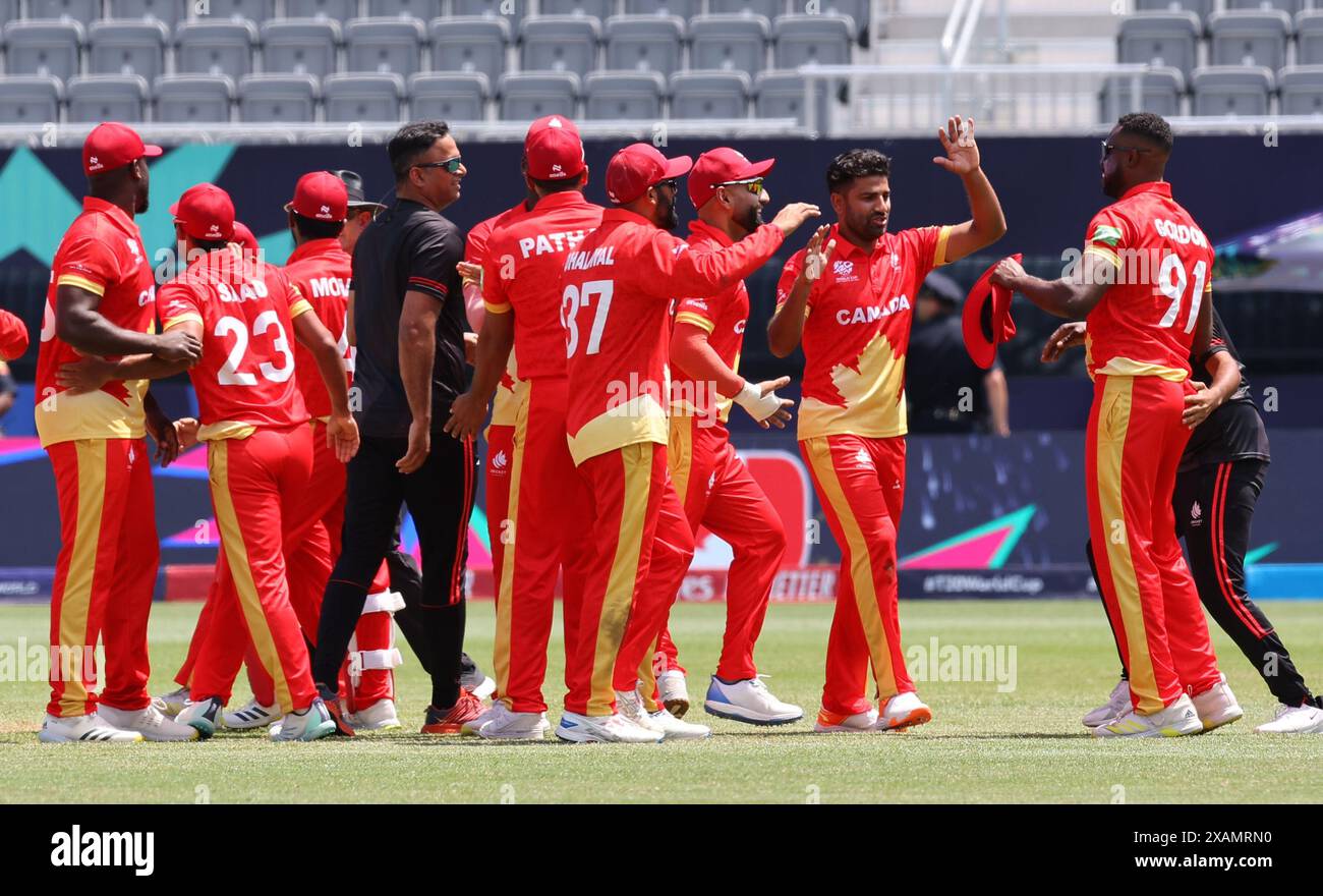 Usa canada cricket match hi-res stock photography and images - Alamy