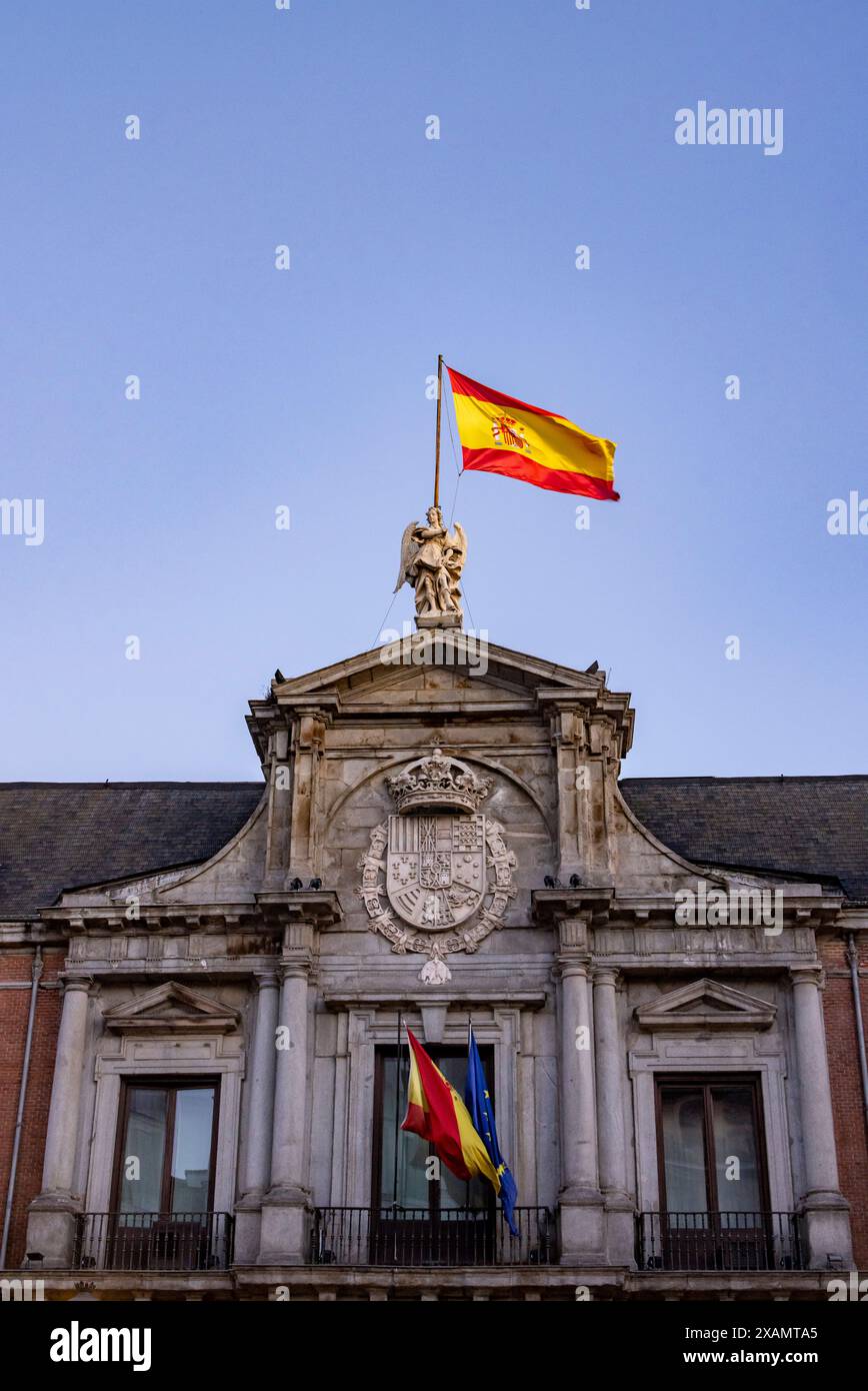 17th century spanish flag hi-res stock photography and images - Alamy