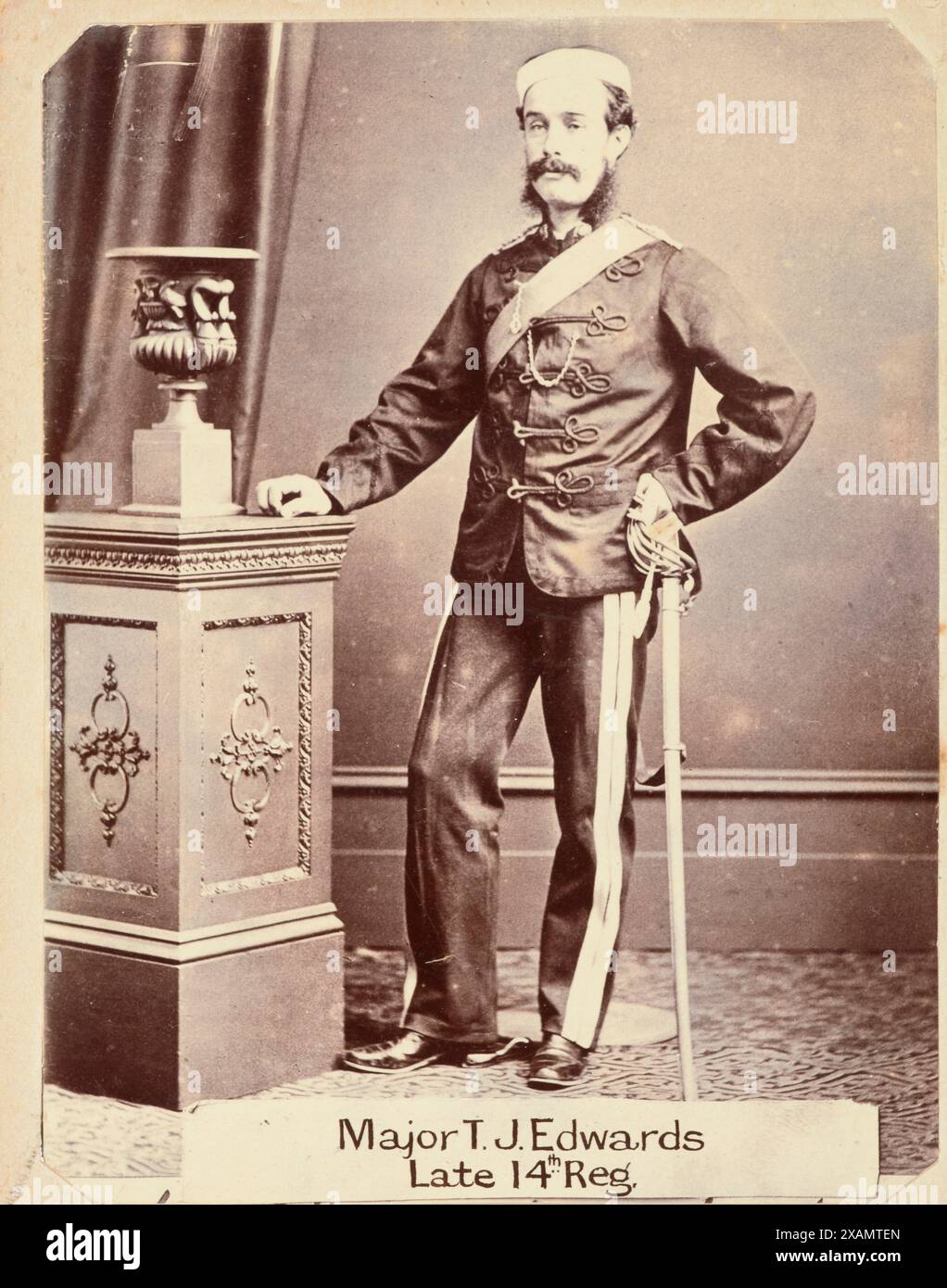 Major T.J. Edwards, late 14th Reg, c.1860 Stock Photo - Alamy